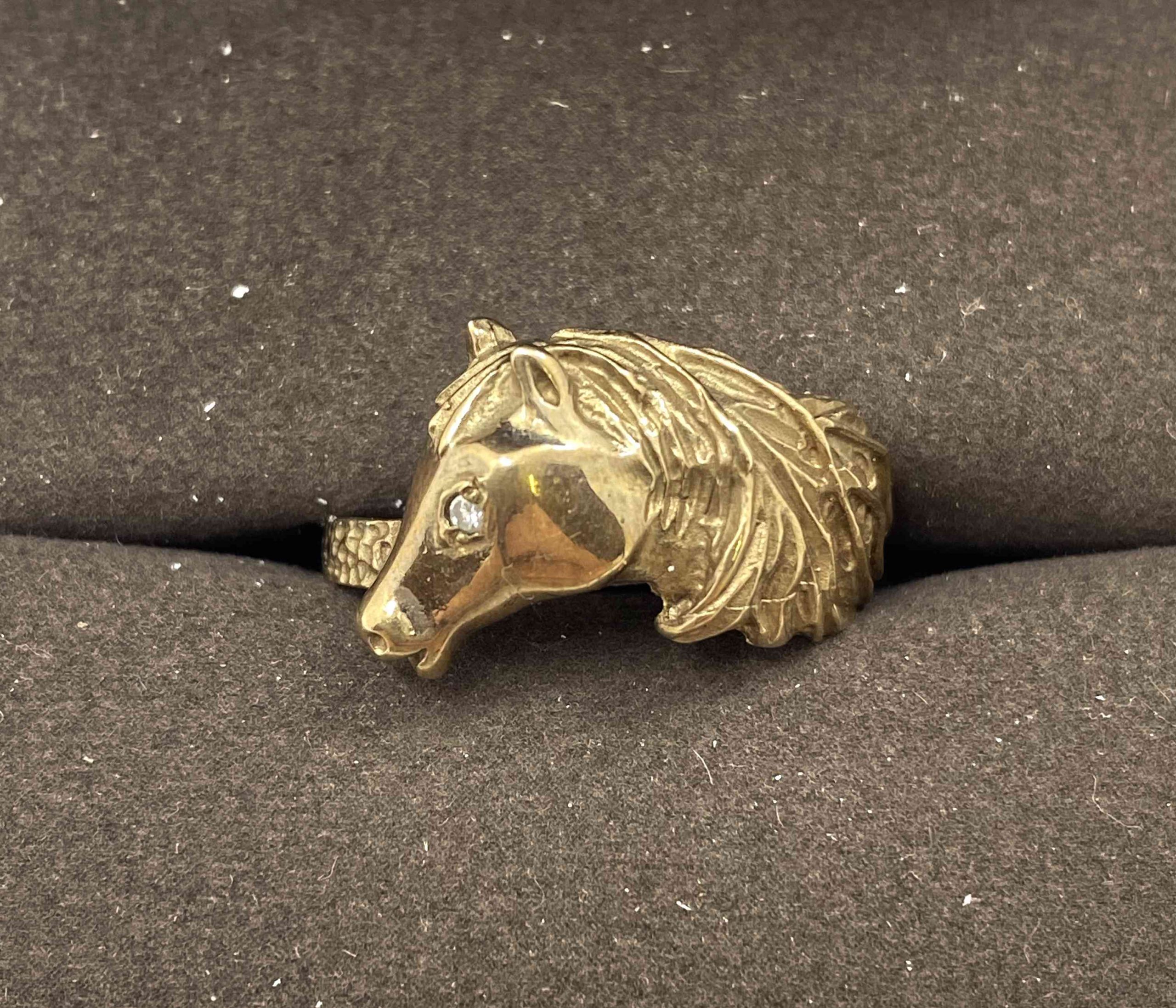 Horse Head Ring - Pigotts Jewellery Giftware Kanturk